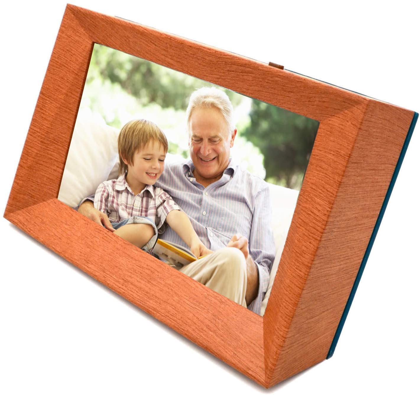 Plug and play photos for the non-tech savvy - Fifty-Five Plus Magazine