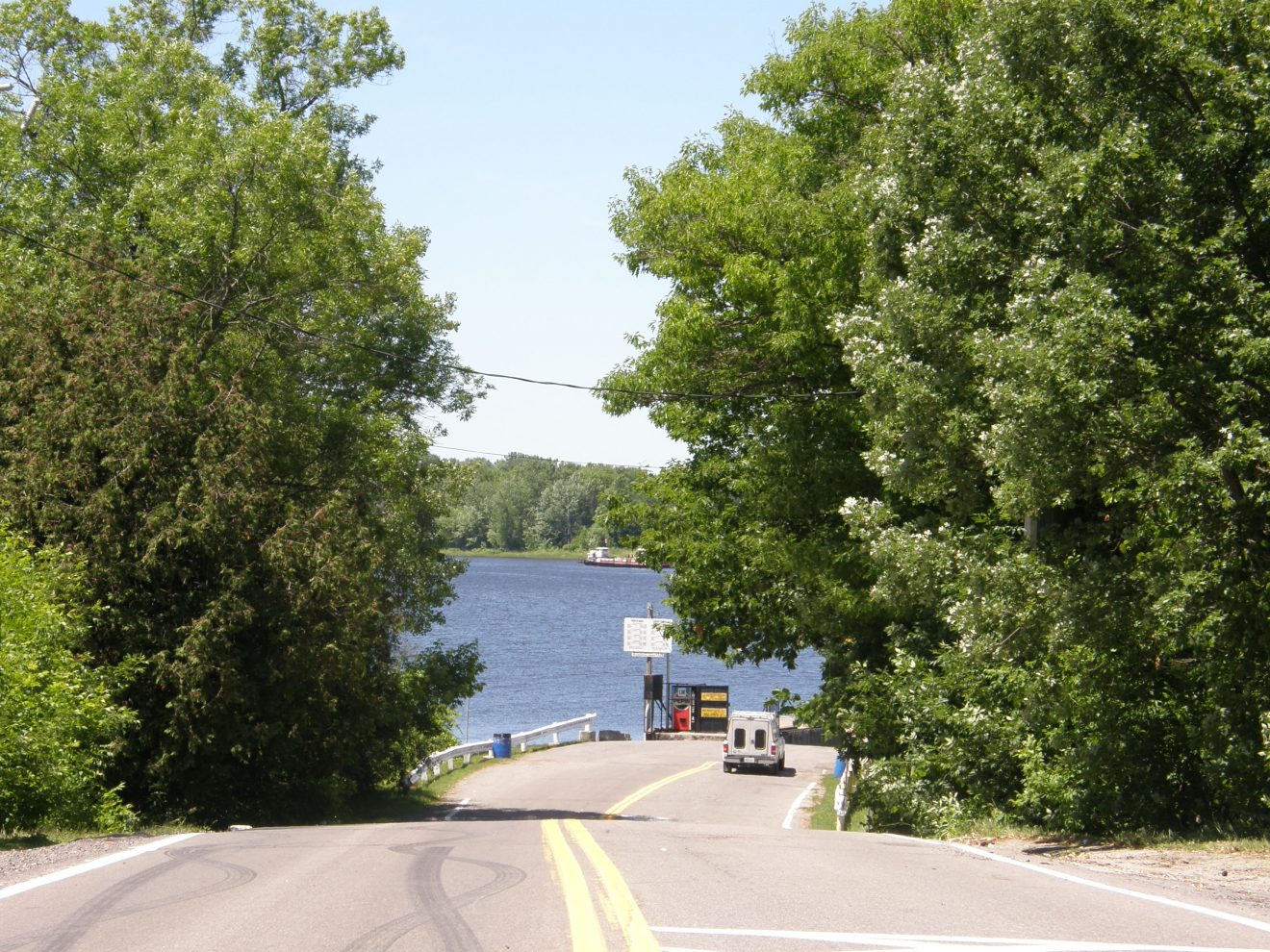Enjoy the Woods and the Beaches: Constance Bay to Fitzroy Harbour ...